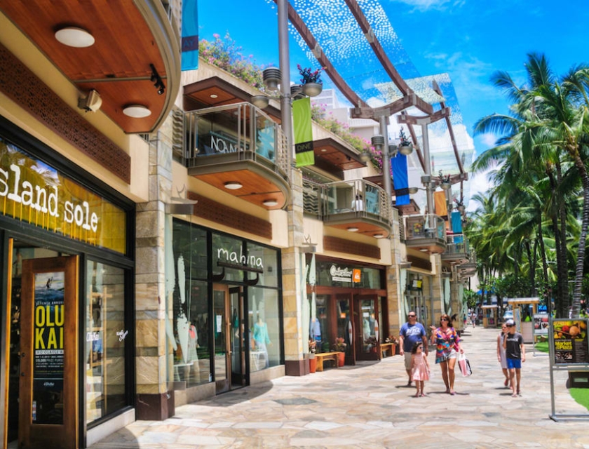 Shopping - The Twin Fin Hotel